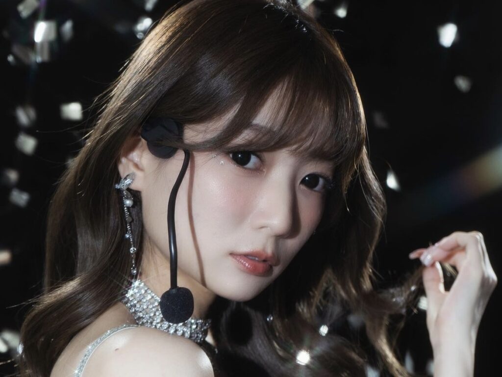 【17LIVE】 あおい 、ViVi7月号に誌面モデルとして掲載！ファンからは期待の声。 – ライブタイムズ