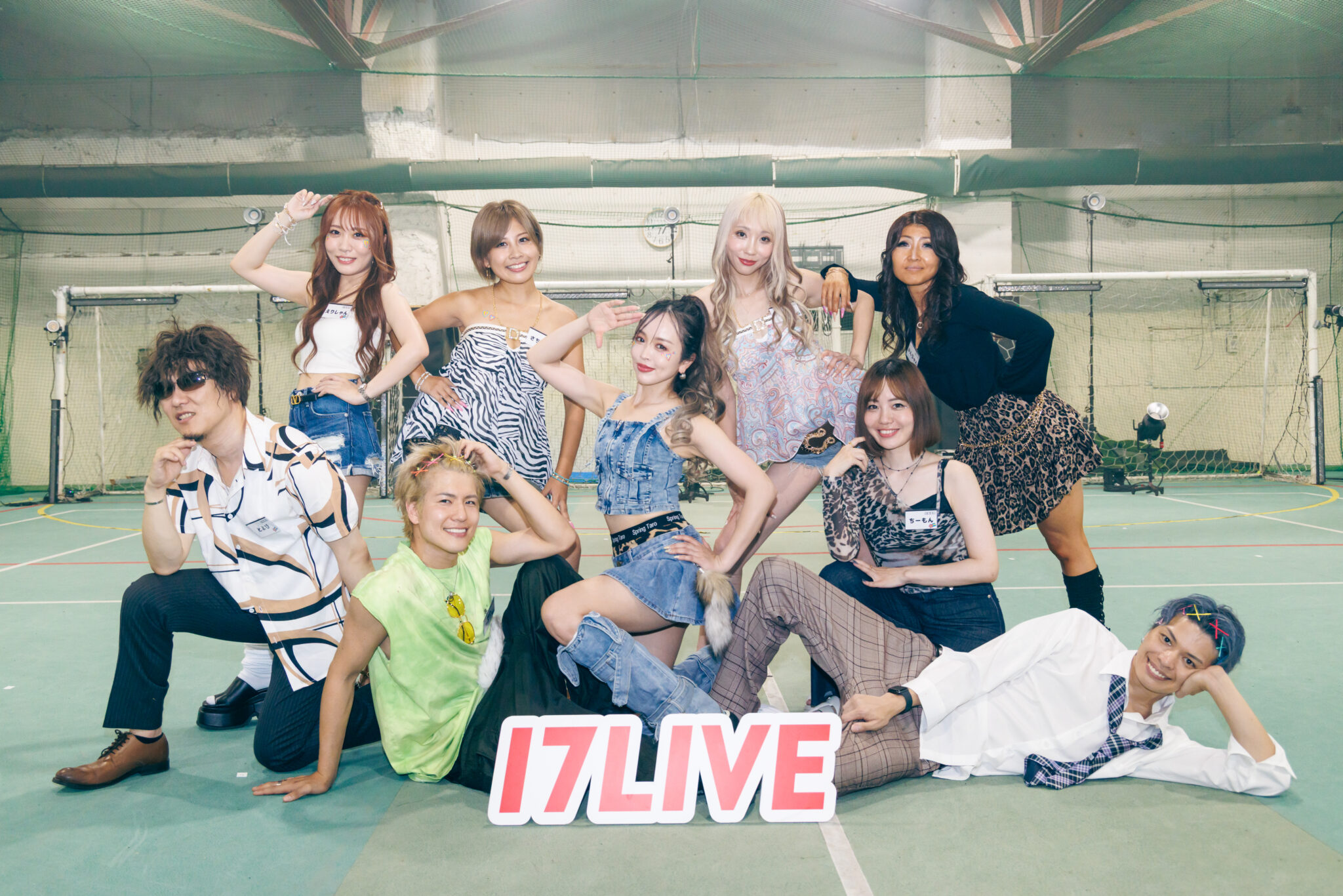 ライバー100人超が平成パラパラに挑戦！「イチナナチャレンジ」第2弾『ずっと青春！パラパラ一緒に踊ろうょ！』密着番組が17LIVE+で配信中 – ライブタイムズ